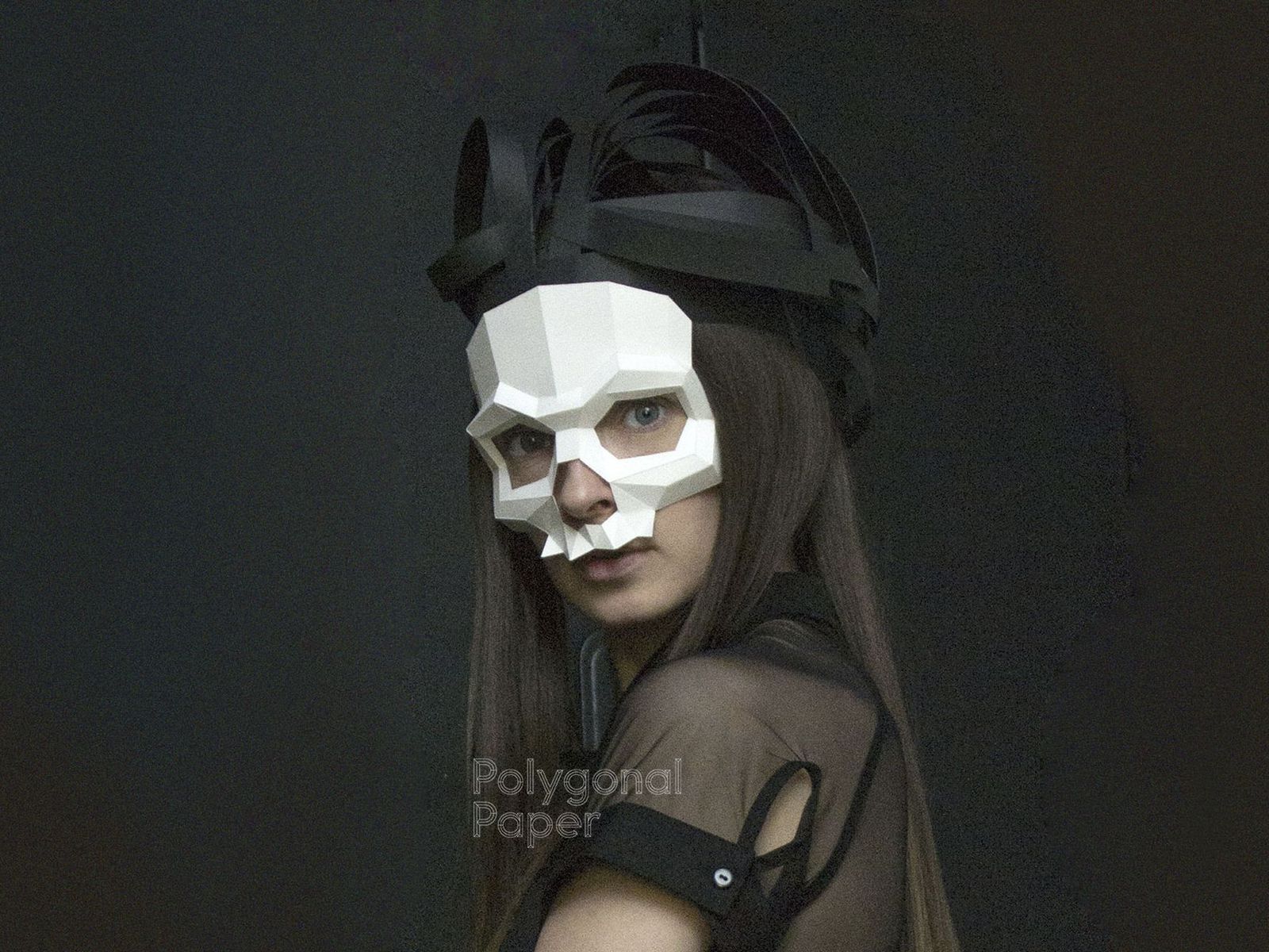 Polygonal Paper — Mask of Skull: Papercraft Scheme for Printing